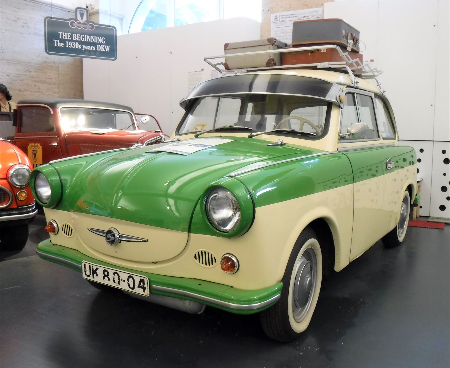 Home [midlifecrisisodyssey.com]